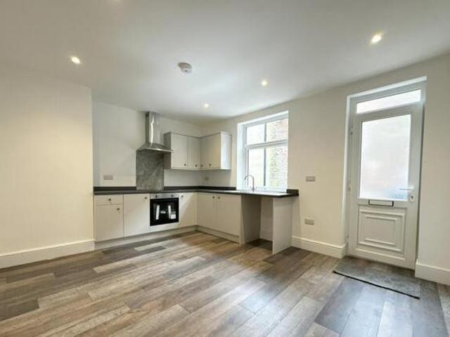 1 Bedroom Flat For Rent In Thorne