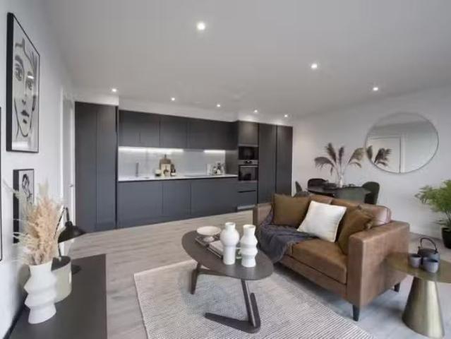 1 bedroom flat for rent in The Courtyard Circus Street BN2