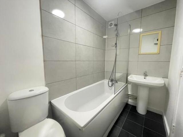 1 bedroom flat for rent in The Chandlers, Leeds, City Centre, LS2