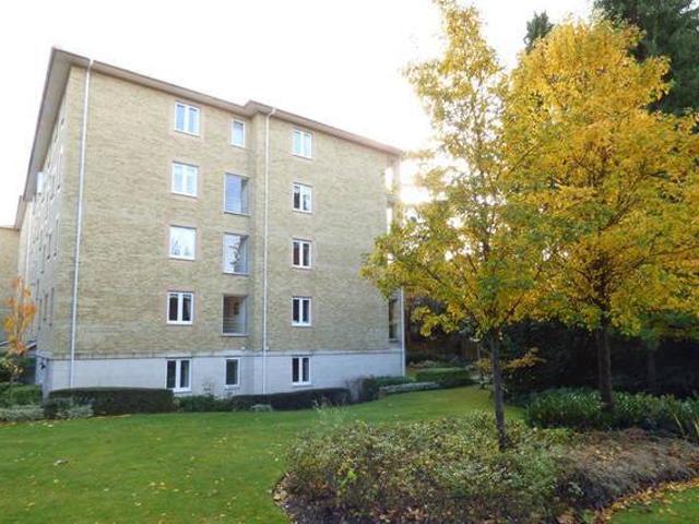 1 bedroom flat for rent in The Avenue Branksome Park BH13