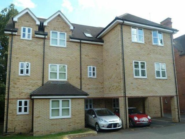 1 Bedroom Flat For Rent In The Avenue