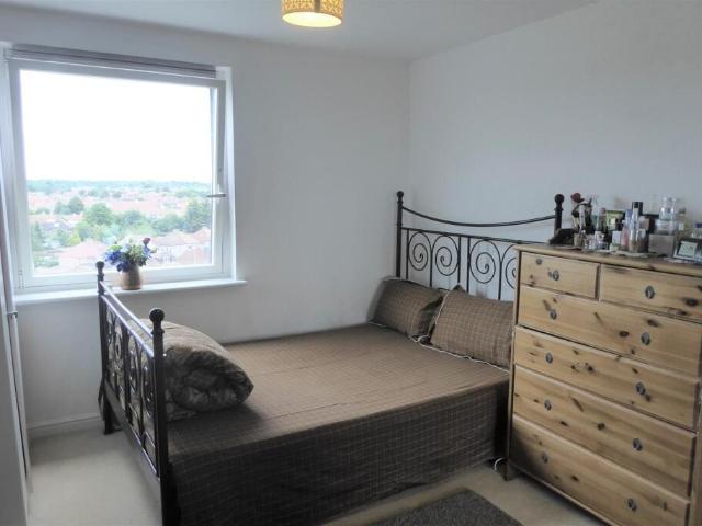 1 bedroom flat for rent in The Blenheim Centre, Prince Regent Road, Hounslow, TW3
