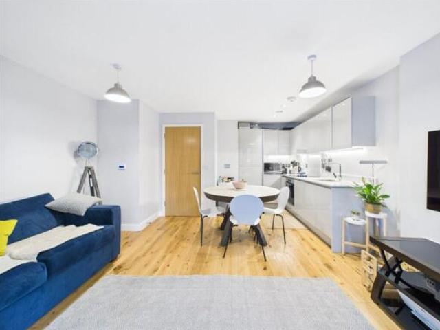 1 bedroom flat for rent in The Gateway, Hope Quay The Gateway, BS1