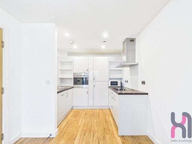 1 bedroom flat for rent in The Gallery, 14 Plaza Boulevard, Liverpool, L8