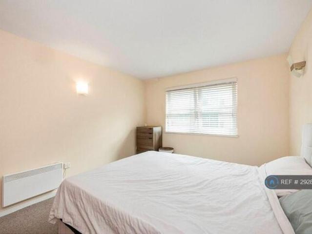 1 bedroom flat for rent in The Grainstore, London, E16