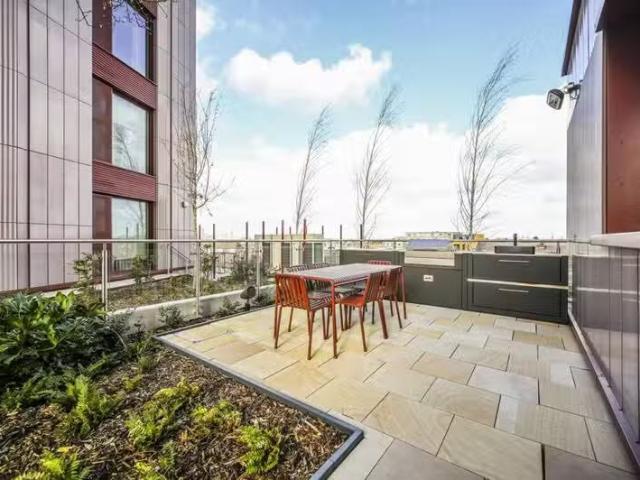 1 bedroom flat for rent in The Eades, Selborne Road, Walthamst.