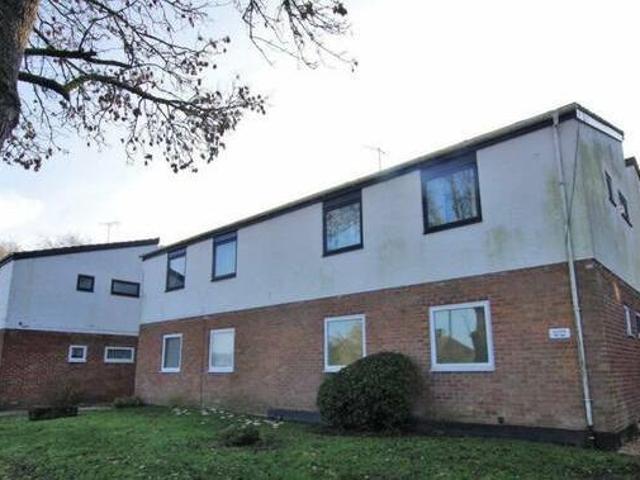 1 bedroom flat for rent in The Heights Old Town SN1