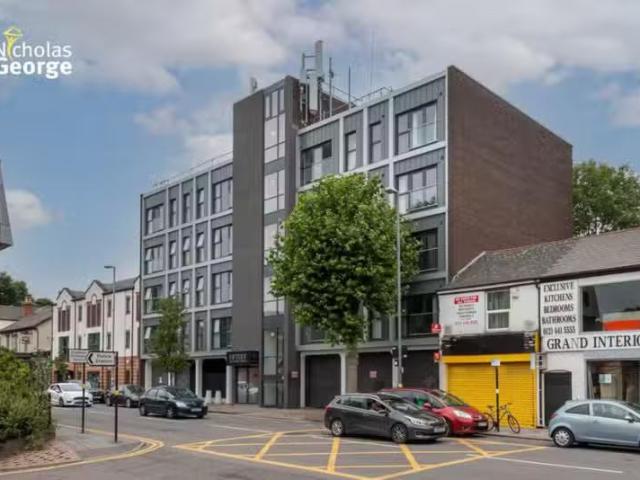 1 bedroom flat for rent in The High Street, Kings Heath, B14 7.