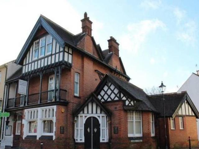 1 bedroom flat for rent in The Old Bell Henfield West Sussex BN5