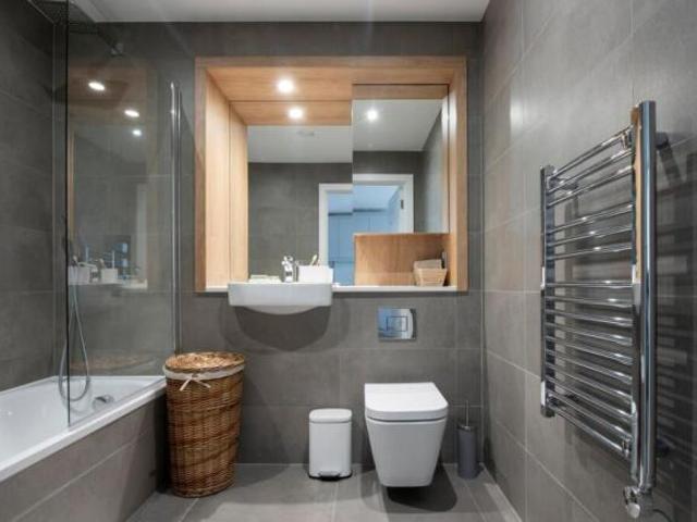 1 bedroom flat for rent in The Lark, Moat Street, SW11