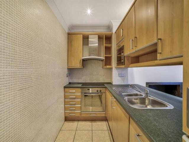 1 bedroom flat for rent in The Mall, W5