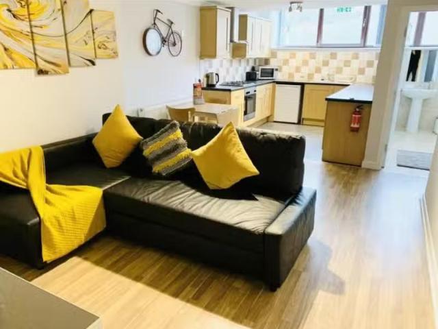 1 bedroom flat for rent in The Square Buildings, CF48