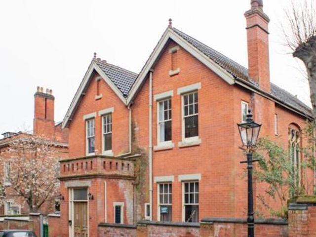1 Bedroom Flat For Rent In The Park
