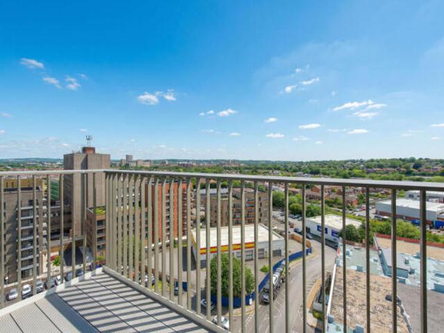 1 bedroom flat for rent in The Watermint, Hendon, London, NW9