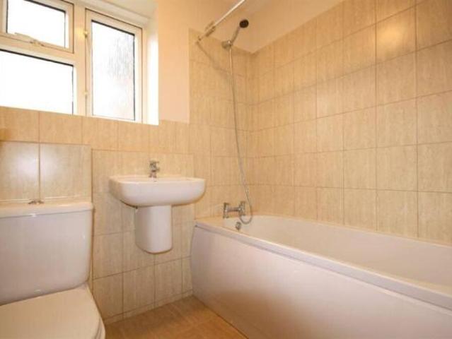 1 bedroom flat for rent in The Willoughbys, Central Barnes, SW14