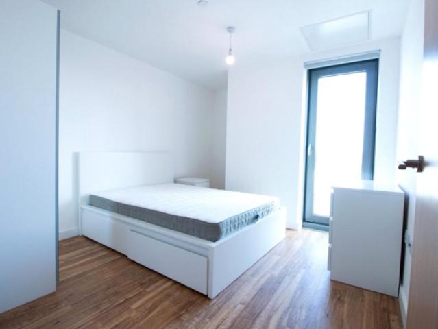 1 bedroom flat for rent in The Tower, 19 Plaza Boulevard, Liverpool, L8