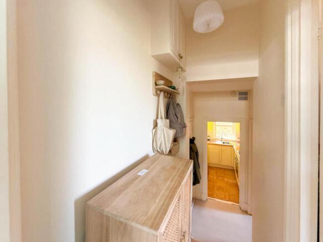 1 bedroom flat for rent in Thurleigh Road, London, SW12