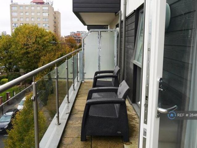 1 bedroom flat for rent in Tiller Street, London, E14
