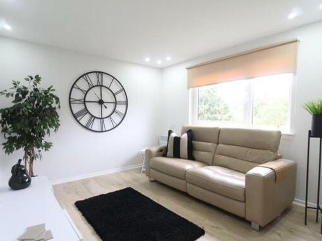 1 Bedroom Flat For Rent In Top Floor
