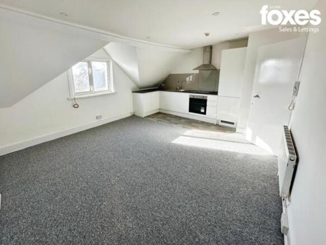 1 bedroom flat for rent in Top floor Flat, 27 Windsor Road, Bournemouth, Dorset, BH5