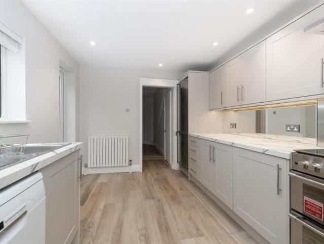 1 bedroom flat for rent in Torbay Road, Kilburn NW6