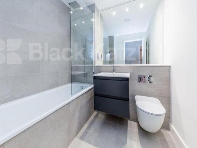 1 bedroom flat for rent in Tottenham Lane, Crouch End N8
