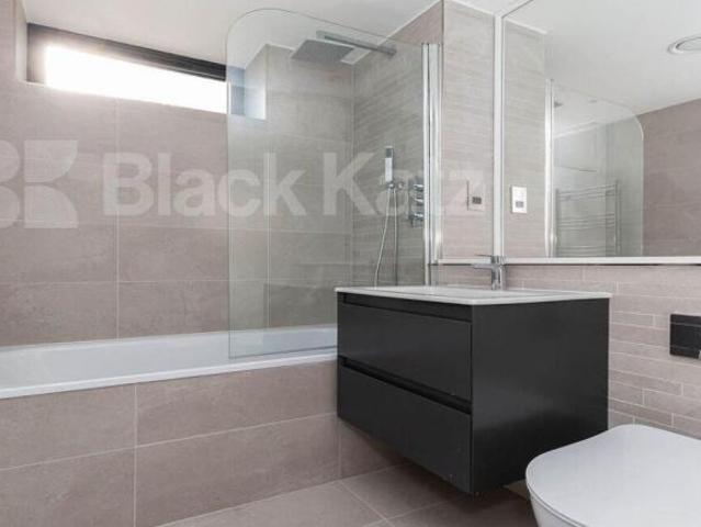 1 bedroom flat for rent in Tottenham Lane, Crouch End N8
