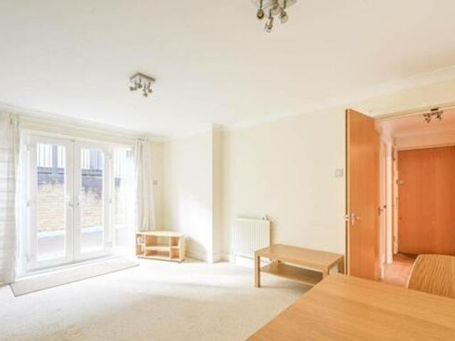 1 Bedroom Flat For Rent In Tower Hill