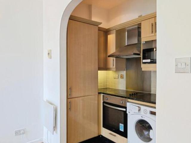 1 bedroom flat for rent in Tower Point, EN2