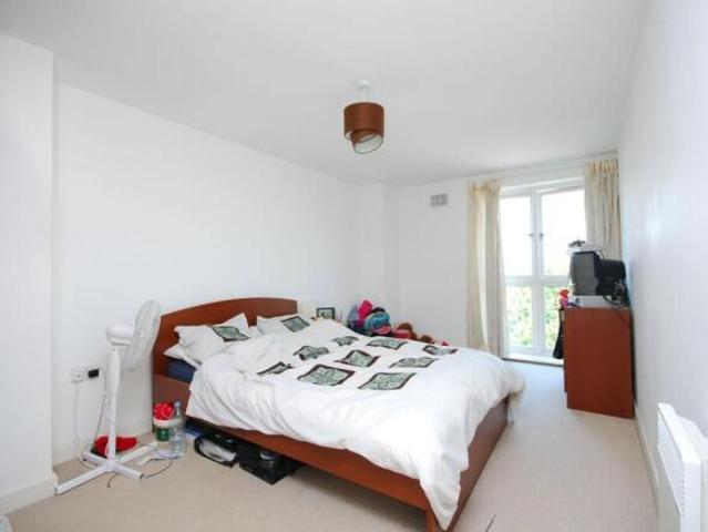 1 bedroom flat for rent in Tredegar Road, Bow, London, E3