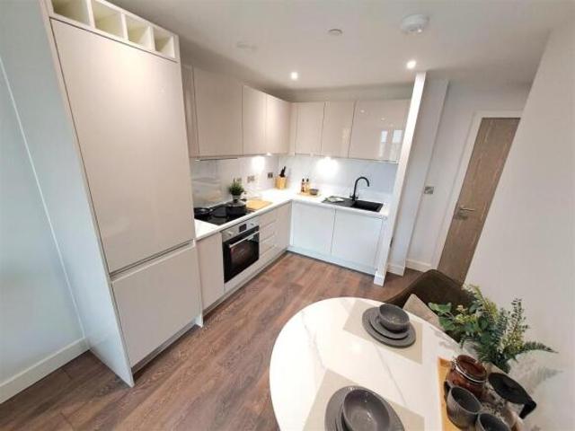 1 bedroom flat for rent in Triskelion Way, Liverpool, L3