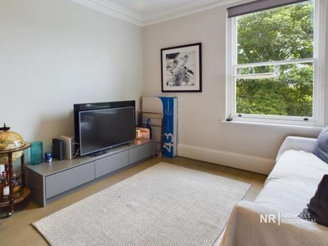 1 bedroom flat for rent in Twyford Avenue, London, Greater London. W3