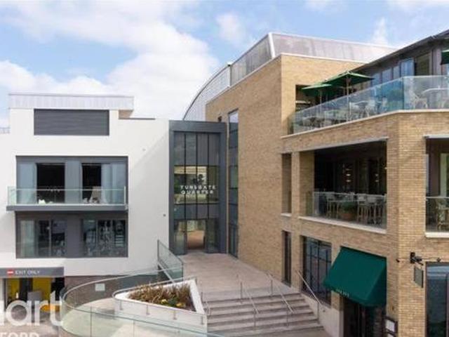 1 bedroom flat for rent in Tunsgate GU1