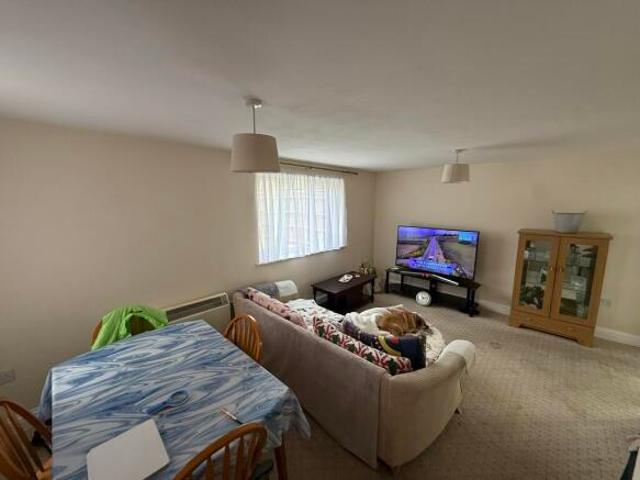 1 bedroom flat for rent in Tyndale Mews, Cippenham, SL1
