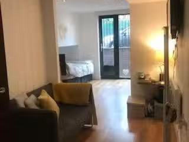 1 bedroom flat for rent in Upper Hill Street, City Centre / Ge.