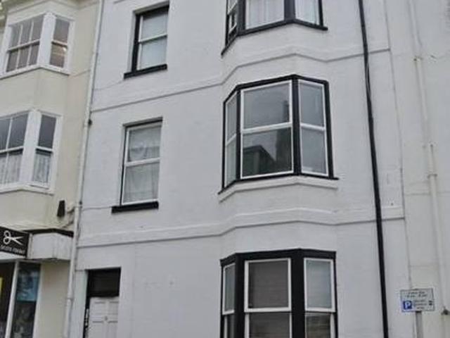 1 bedroom flat for rent in Upper Market Street Hove BN3