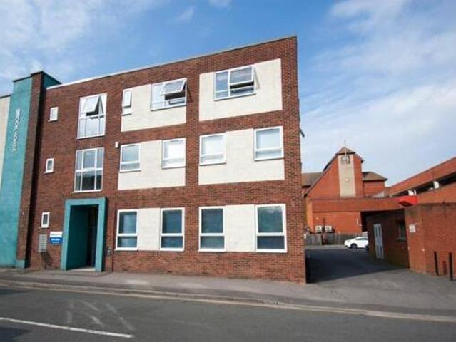 1 Bedroom Flat For Rent In Upper Street, Fleet