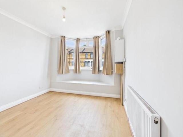 1 bedroom flat for rent in Upton Lane, Forest Gate, E7