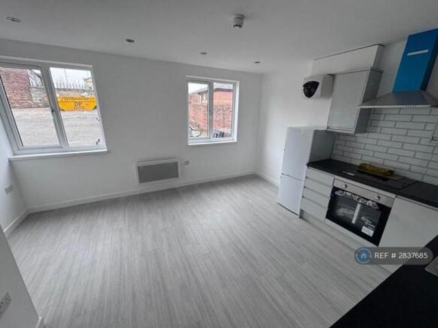 1 bedroom flat for rent in Uttoxeter Road, Stoke On Trent, ST3