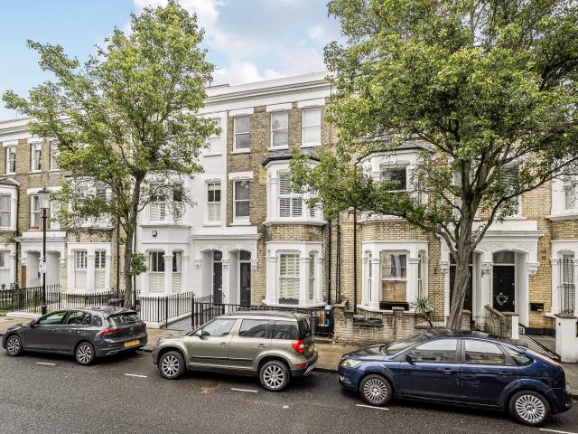 1 Bedroom Flat for Rent in Uverdale Road, London, SW10 | Foxtons