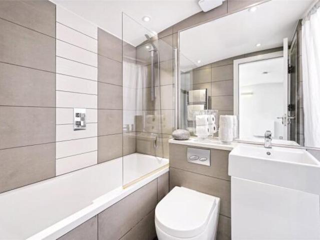 1 bedroom flat for rent in Vandon Court, 64 Petty France, SW1H