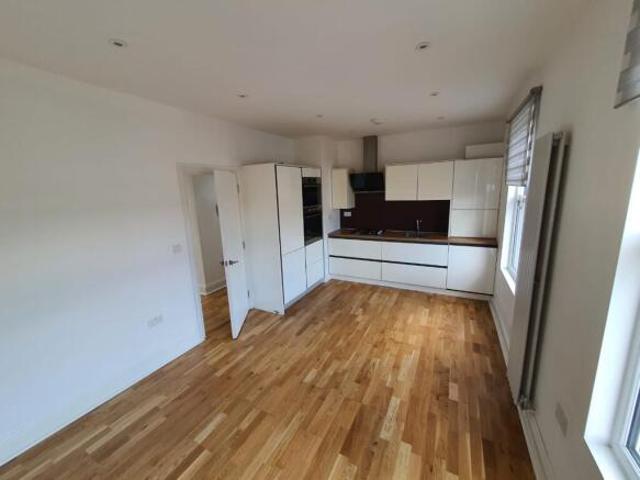 1 bedroom flat for rent in Vale Road, London, E7