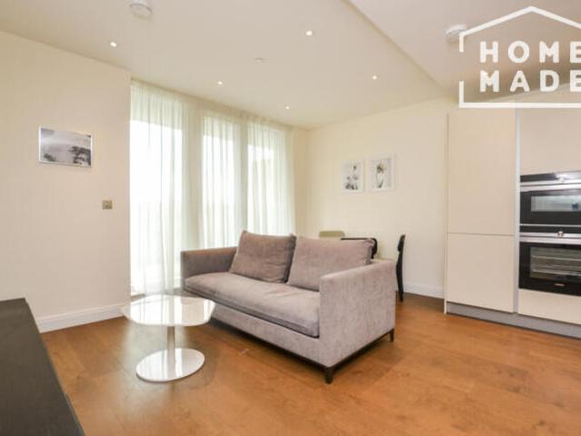 1 bedroom flat for rent in Valetta House, SW11