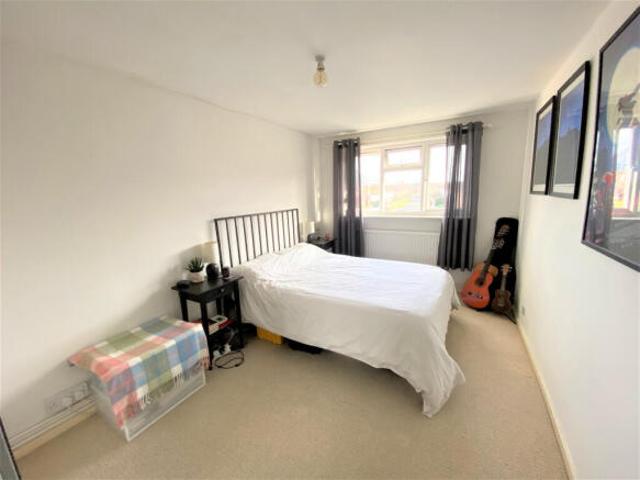 1 bedroom flat for rent in Valley Road, Shortlands, Kent, BR2