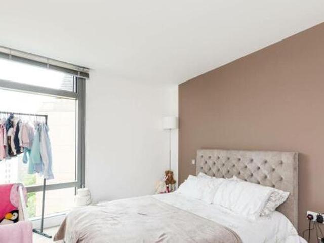 1 Bedroom Flat For Rent In Vauxhall, London