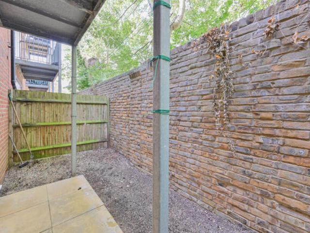 1 bedroom flat for rent in Venus Mews, Mitcham, CR4