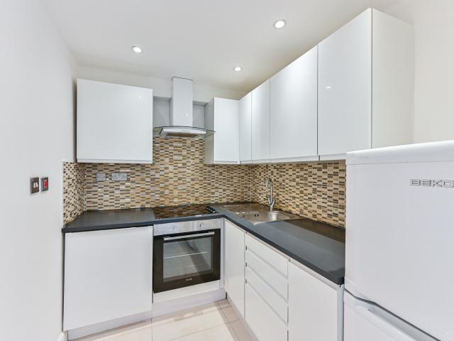 1 Bedroom Flat for Rent in Venus Mews | Foxtons