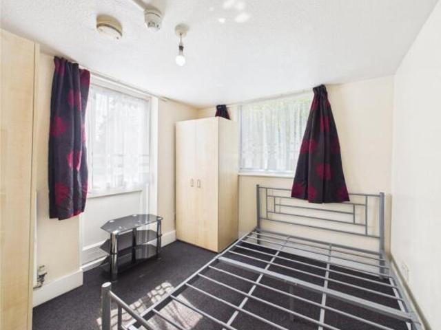 1 bedroom flat for rent in Verulam Avenue, Walthamstow, E17