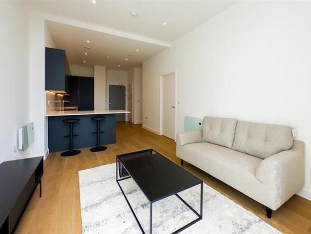 1 bedroom flat for rent in Viadux, M1