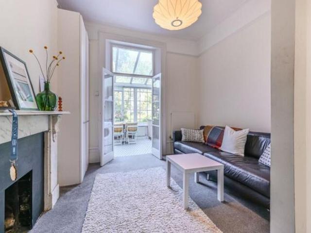 1 bedroom flat for rent in Victoria Rise, Clapham Old Town, London, SW4